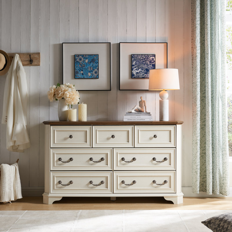 Armaan Vintage Farmhouse 7 Drawers Dresser Lark Manor Color Antique White